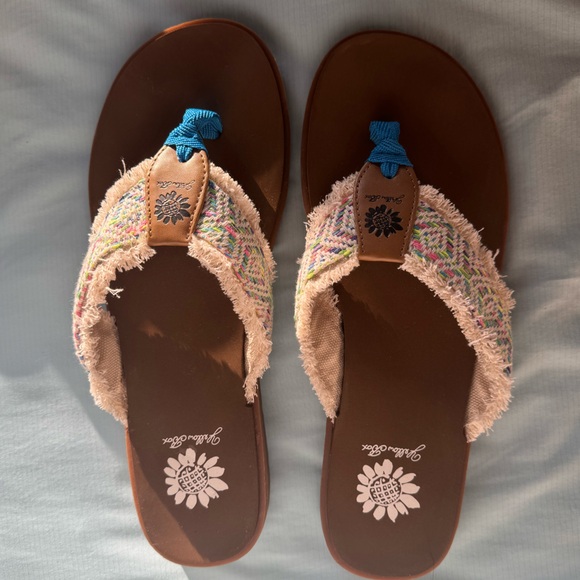 Yellow Box | Shoes | Yellow Box Flip Flops | Poshmark